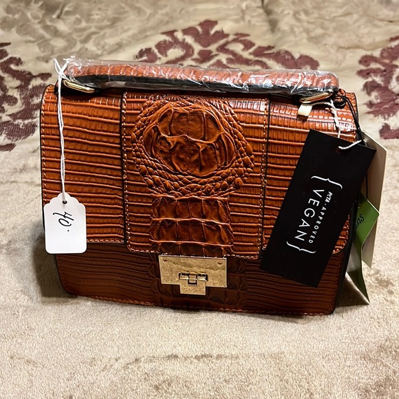 Le Miel | Bags | Nwt Womens Brown Handbag With Clasp Close Peta ...